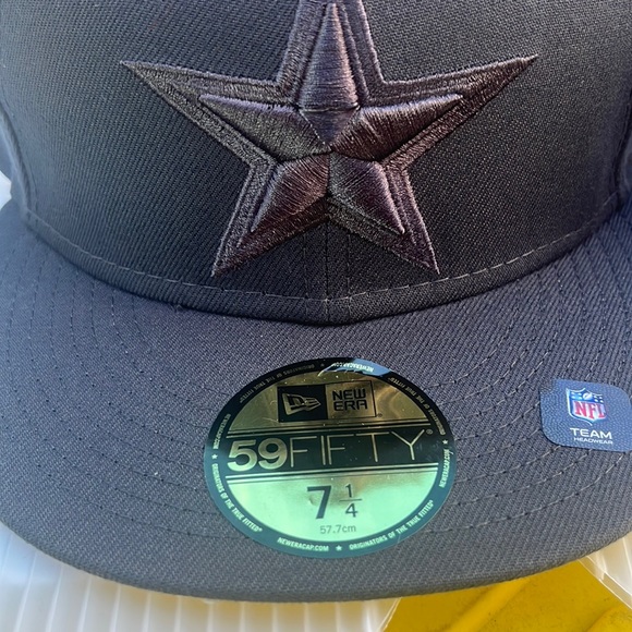 Accessories | New Era Fitted And Snapback Size 7 14 And Snap Back ...